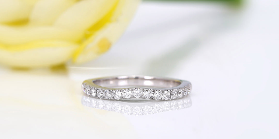 A Guide to Shaped Wedding Rings – Oscar and Olivia Jewellery